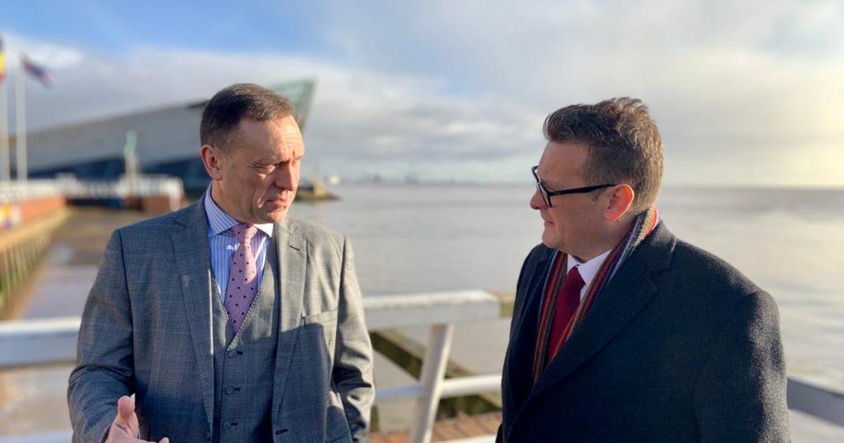 Re-Elect Keith Hunter for PCC – A Real Policing Expert - Karl Turner MP